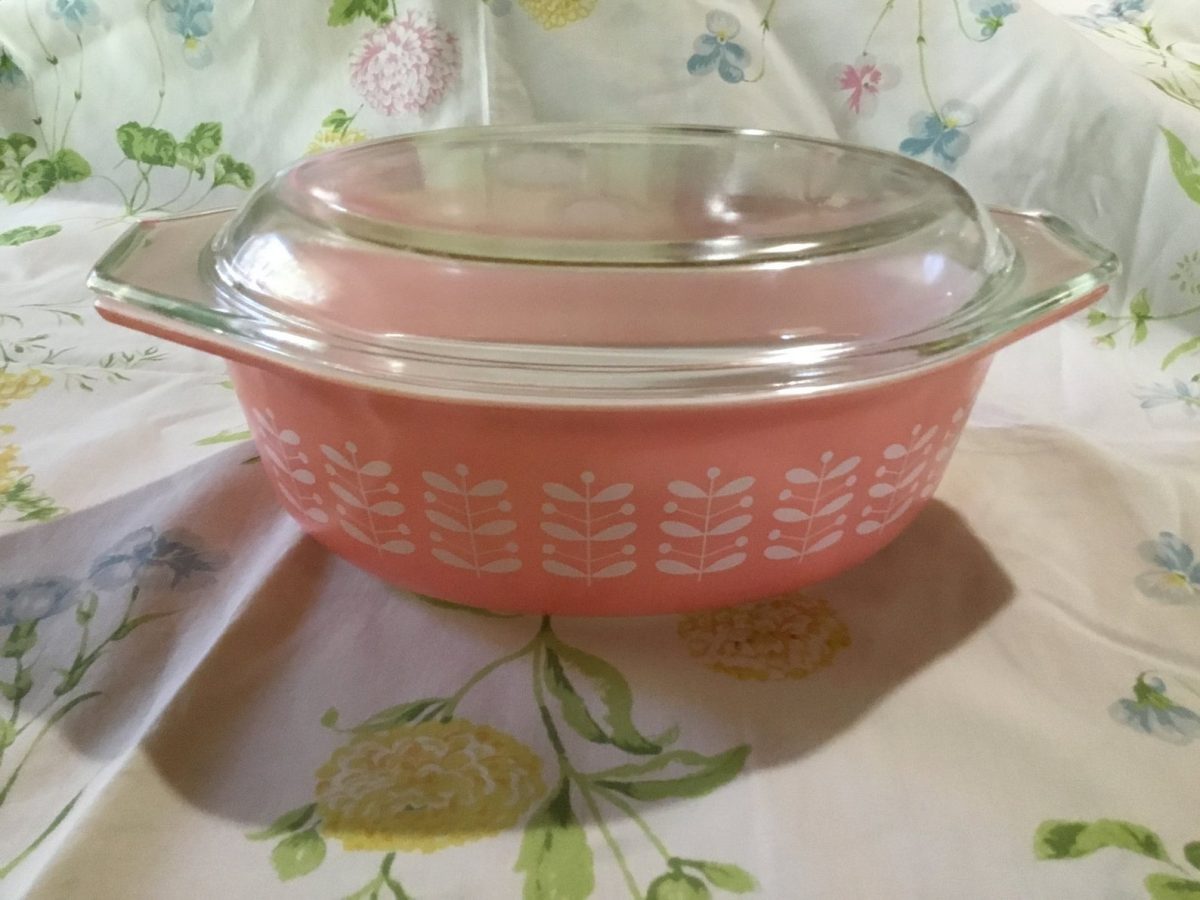A Guide to the Most Rare Vintage Pyrex - Estate Sale Blog