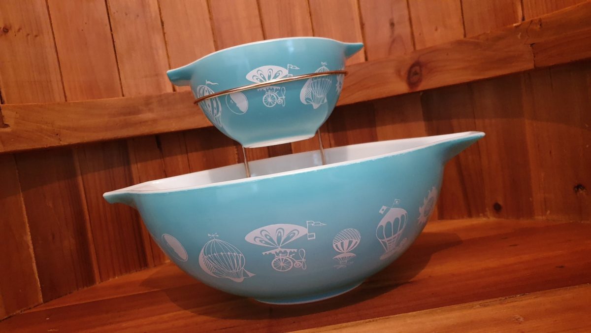 A Guide to the Most Rare Vintage Pyrex - Estate Sale Blog